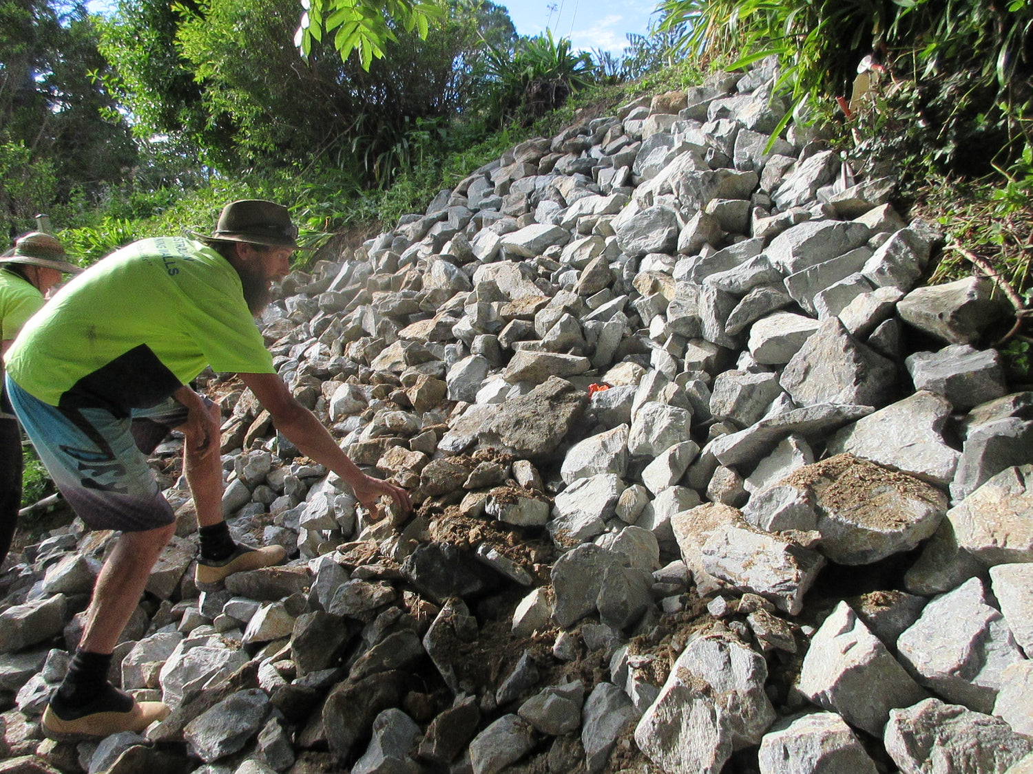 Rock Retaining Wall in Tallebudgera Valley - Landslip Remediation ...