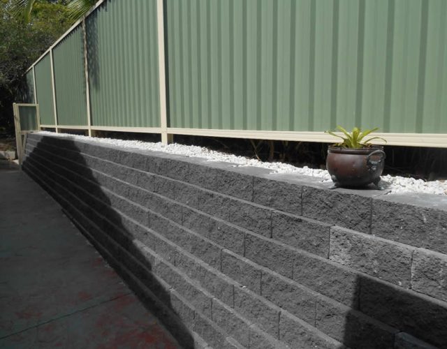 Concrete Retaining Wall and Colorbond Fence Installation in Labrador ...