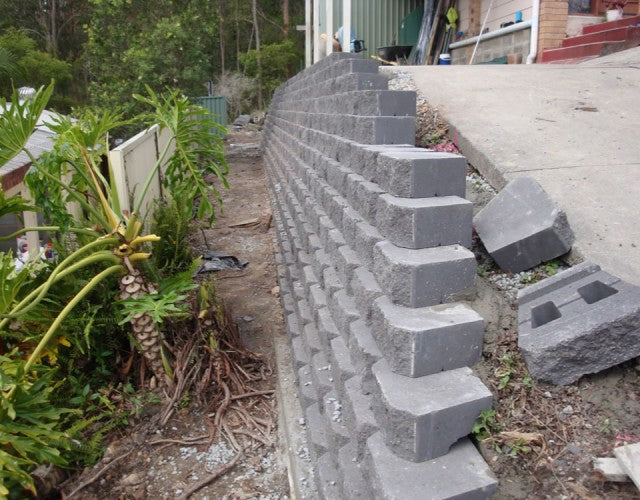 Diamond Block Retaining Wall Transformation in Gold Coast – Gold Coast ...