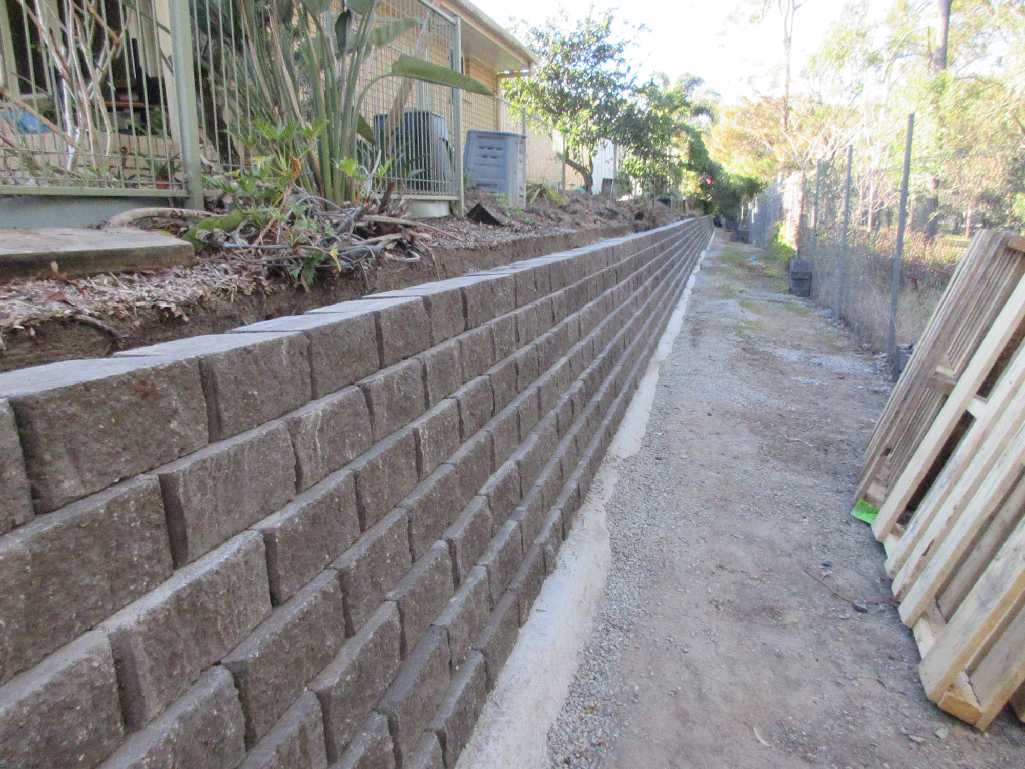 Concrete Retaining Wall in Nerang - Retirement Village Revamp – Gold ...