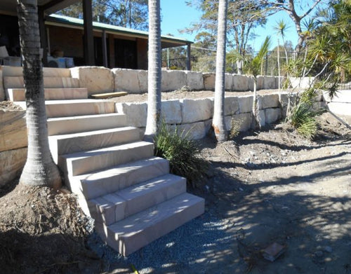 Yatala Pool Transformation: Sandstone Boulder Wall Elegance – Gold ...